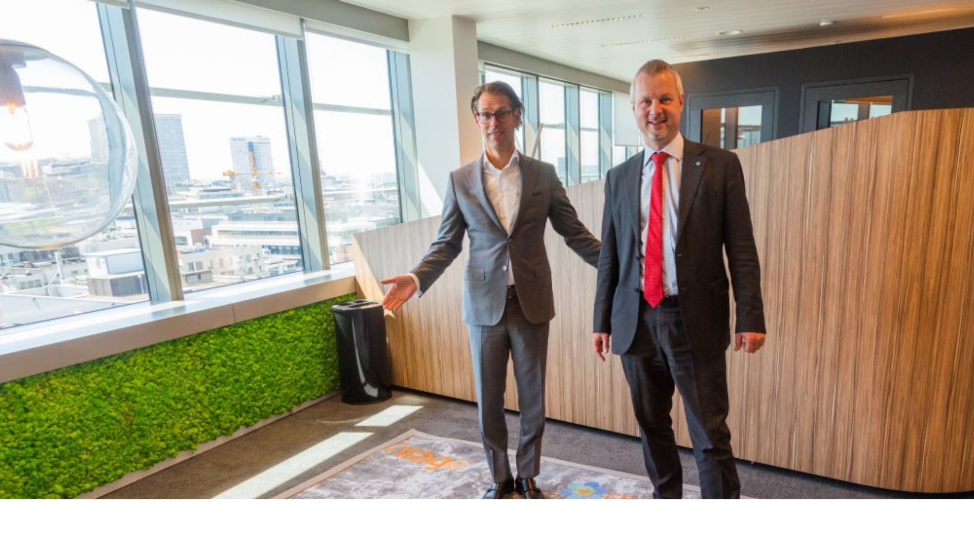 Circular economy in action: a fully recyclable carpet makes its way to Cefic’s new office! - cefic